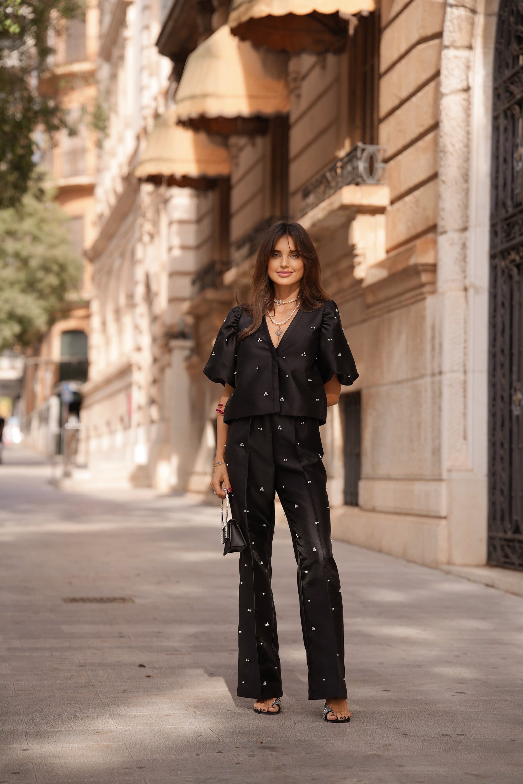 Looks – Sinead Keary